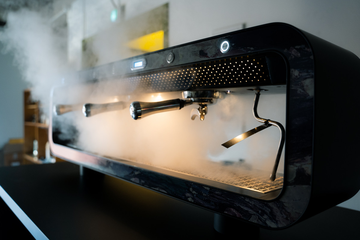 AREMDE Stylus – 3-Group Customisable Espresso Machine | KSA
